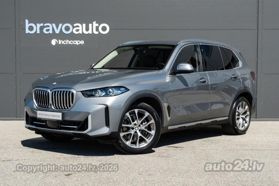 Grey BMW X5 2024 in Tartu, with an engine capacity of 3.00 L and mileage of 25 thousand km for 72900 €, photo 1 on AUTOMOTO.COM.LV
