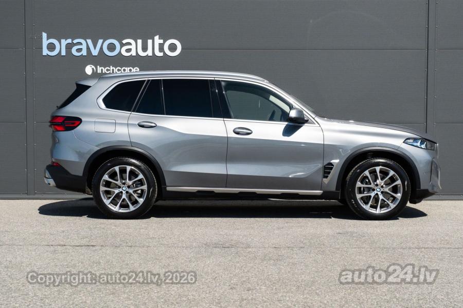 Grey BMW X5 2024 in Tartu, with an engine capacity of 3.00 L and mileage of 25 thousand km for 72900 €, photo 5 on AUTOMOTO.COM.LV