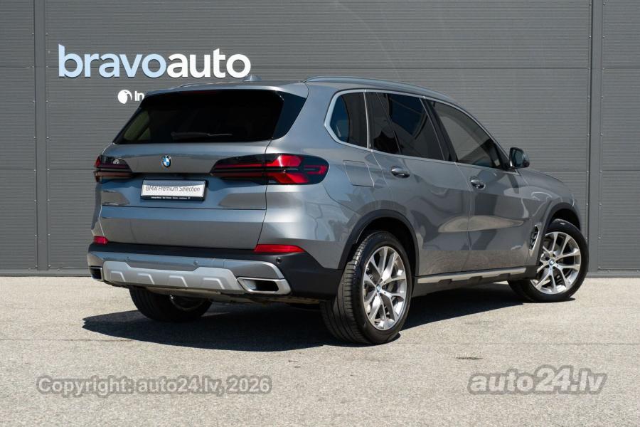 Grey BMW X5 2024 in Tartu, with an engine capacity of 3.00 L and mileage of 25 thousand km for 72900 €, photo 9 on AUTOMOTO.COM.LV