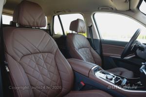 Grey BMW X5 2024 in Tartu, with an engine capacity of 3.00 L and mileage of 25 thousand km for 72900 €, photo 16 on AUTOMOTO.COM.LV