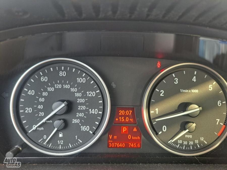 BMW X5 2012 in Vilnius, with an engine capacity of 3.50 L and mileage of 307 thousand km for 8850 €, photo 9 on AUTOMOTO.COM.LV