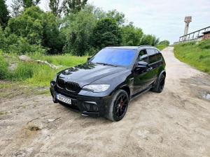 Black BMW X5 M 2011 in Kaunas, with an engine capacity of 4.40 L and mileage of 260 thousand km for 12999 €, photo  on AUTOMOTO.COM.LV