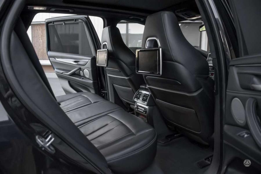Melns BMW X5 M 2016 Plungė, ar dzinēja tilpumu 4.40 L un nobraukumu 204 tūkst. km par 29500 €, foto 12 vietnē AUTOMOTO.COM.LV