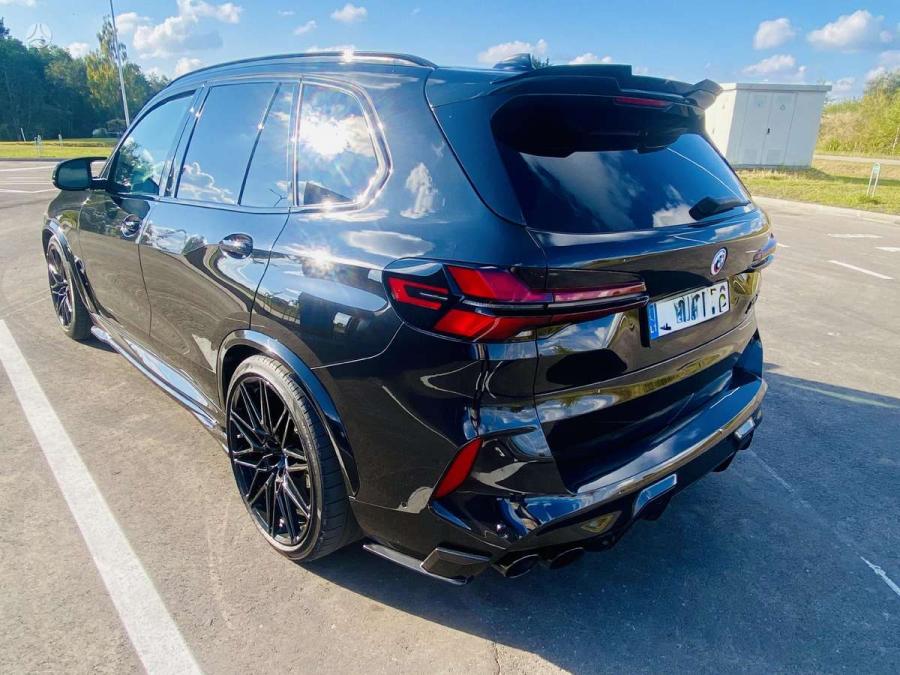 Melns BMW X5 M 2021 Radviliškis, ar dzinēja tilpumu 4.40 L un nobraukumu 30 tūkst. km par 69999 €, foto 2 vietnē AUTOMOTO.COM.LV