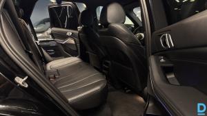 Black BMW X5 M 2021 in Marupe, with an engine capacity of 3.00 L and mileage of 154 thousand km for 43990 €, photo 8 on AUTOMOTO.COM.LV