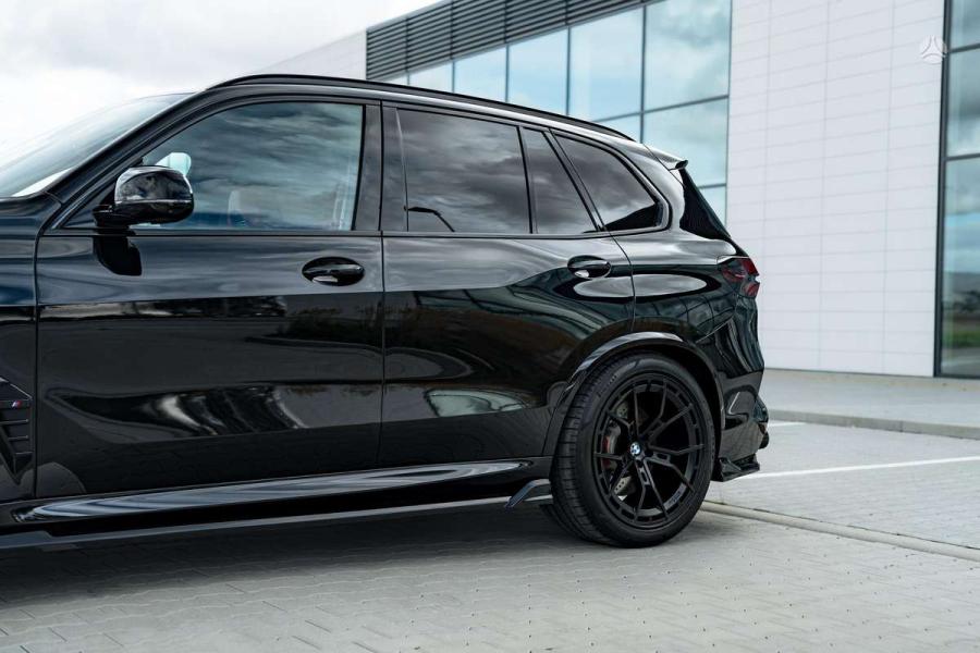 Melns BMW X5 M 2025 Klaipėda, ar dzinēja tilpumu 4.40 L un nobraukumu 19 tūkst. km par 99900 €, foto 6 vietnē AUTOMOTO.COM.LV