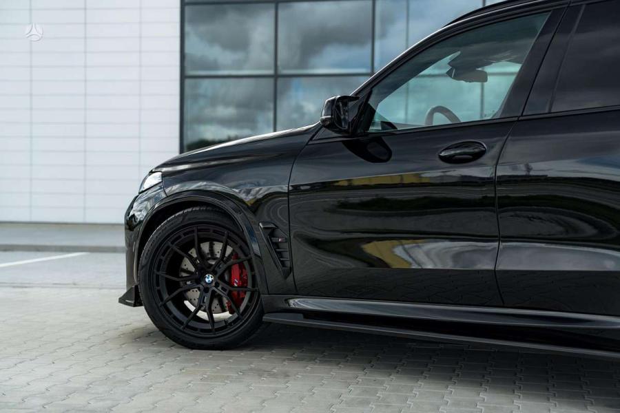 Melns BMW X5 M 2025 Klaipėda, ar dzinēja tilpumu 4.40 L un nobraukumu 19 tūkst. km par 99900 €, foto 16 vietnē AUTOMOTO.COM.LV