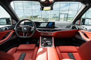 Melns BMW X5 M 2025 Klaipėda, ar dzinēja tilpumu 4.40 L un nobraukumu 19 tūkst. km par 99900 €, foto 36 vietnē AUTOMOTO.COM.LV