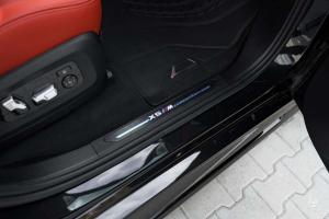 Melns BMW X5 M 2025 Klaipėda, ar dzinēja tilpumu 4.40 L un nobraukumu 19 tūkst. km par 99900 €, foto 38 vietnē AUTOMOTO.COM.LV
