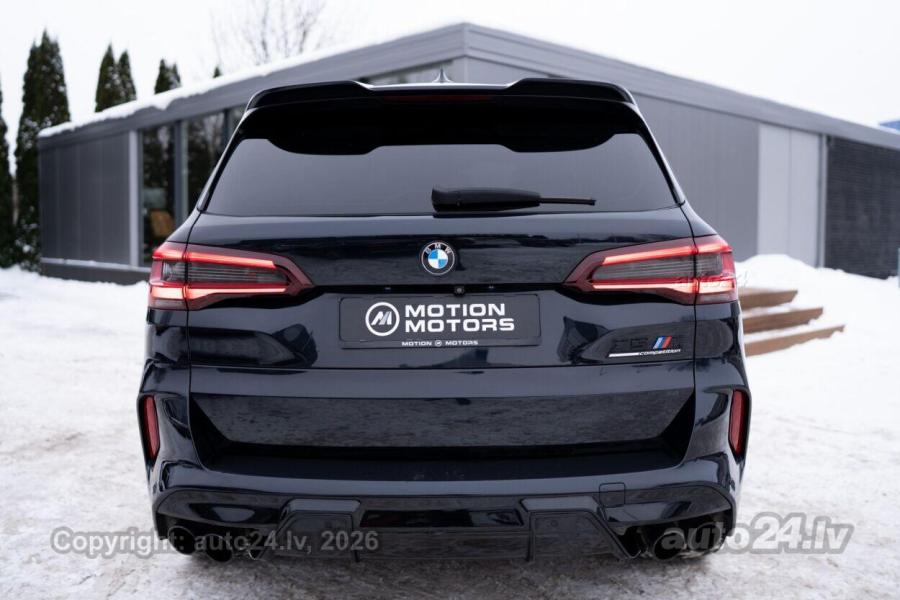 Melns BMW X5 M 2021 Tallina, ar dzinēja tilpumu 4.40 L un nobraukumu 94 tūkst. km par 72900 €, foto 4 vietnē AUTOMOTO.COM.LV