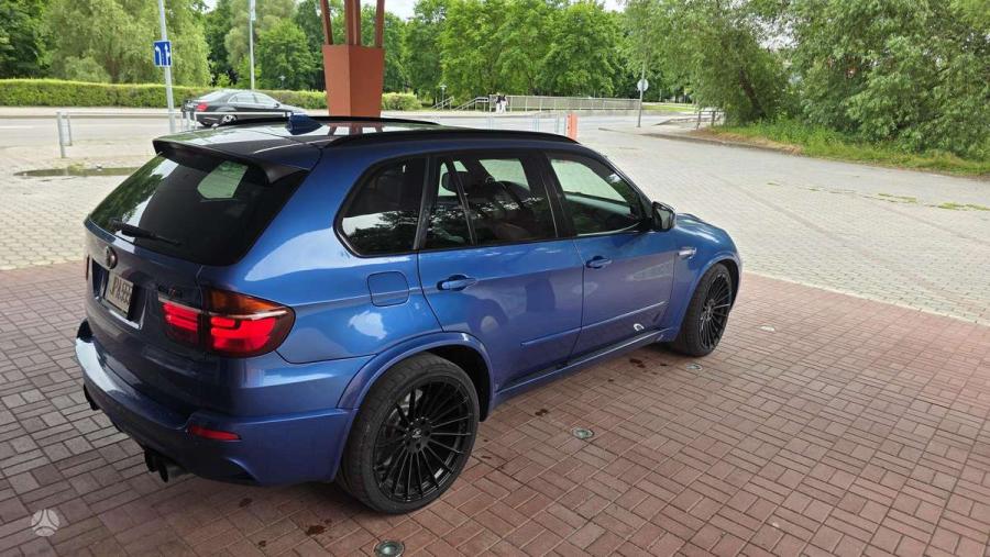 Blue BMW X5 M 2011 in Kedainiai, with an engine capacity of 4.40 L and mileage of 270 thousand km for 19999 €, photo 18 on AUTOMOTO.COM.LV