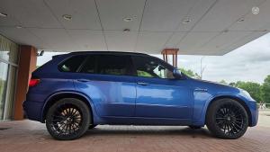 Blue BMW X5 M 2011 in Kedainiai, with an engine capacity of 4.40 L and mileage of 270 thousand km for 19999 €, photo 19 on AUTOMOTO.COM.LV