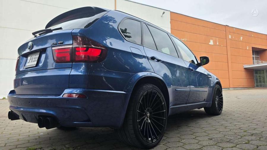 Blue BMW X5 M 2011 in Kedainiai, with an engine capacity of 4.40 L and mileage of 270 thousand km for 19999 €, photo 29 on AUTOMOTO.COM.LV