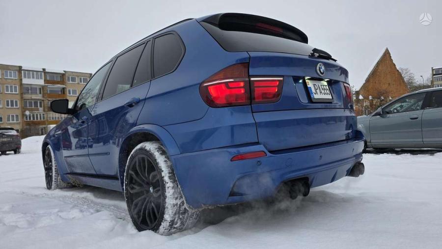 Blue BMW X5 M 2011 in Kedainiai, with an engine capacity of 4.40 L and mileage of 270 thousand km for 19999 €, photo 56 on AUTOMOTO.COM.LV