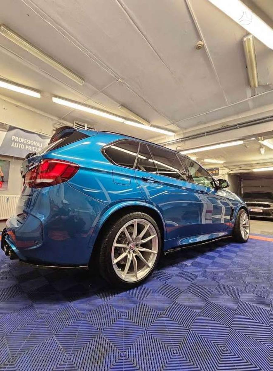 Blue BMW X5 M 2016 in Siauliai, with an engine capacity of 4.40 L and mileage of 90 thousand km for 39000 €, photo 7 on AUTOMOTO.COM.LV