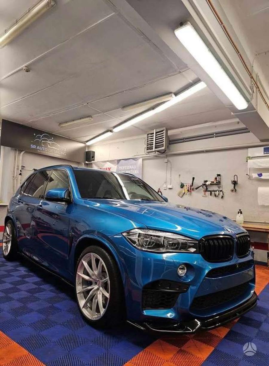 Blue BMW X5 M 2016 in Siauliai, with an engine capacity of 4.40 L and mileage of 90 thousand km for 39000 €, photo 8 on AUTOMOTO.COM.LV