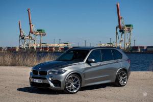 Brown BMW X5 M 2015 in Jurmala, with an engine capacity of 4.40 L and mileage of 127 thousand km for 41500 €, photo  on AUTOMOTO.COM.LV