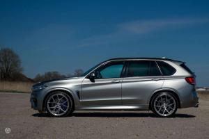 Brown BMW X5 M 2015 in Jurmala, with an engine capacity of 4.40 L and mileage of 127 thousand km for 41500 €, photo 4 on AUTOMOTO.COM.LV
