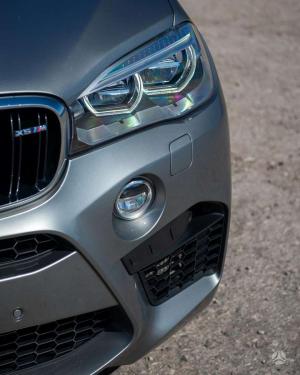 Brown BMW X5 M 2015 in Jurmala, with an engine capacity of 4.40 L and mileage of 127 thousand km for 41500 €, photo 7 on AUTOMOTO.COM.LV