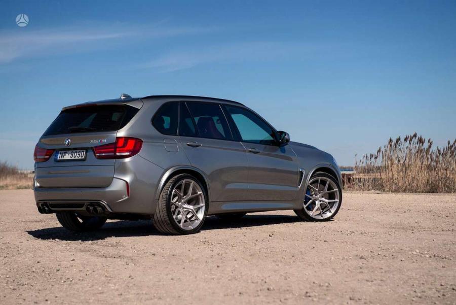Brown BMW X5 M 2015 in Jurmala, with an engine capacity of 4.40 L and mileage of 127 thousand km for 41500 €, photo 10 on AUTOMOTO.COM.LV