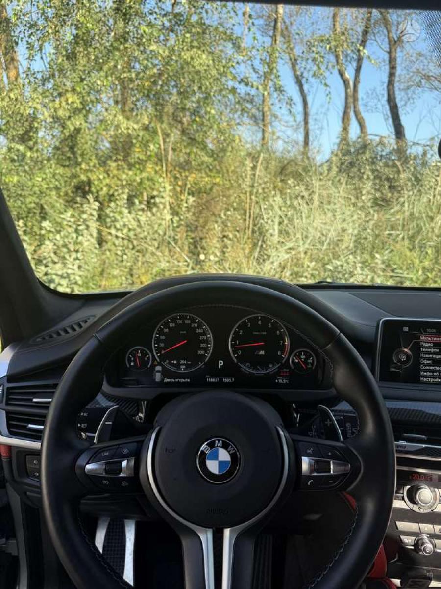 Brown BMW X5 M 2015 in Jurmala, with an engine capacity of 4.40 L and mileage of 127 thousand km for 41500 €, photo 27 on AUTOMOTO.COM.LV