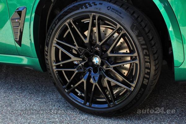 Green BMW X5 M 2024 in Tallinn, with an engine capacity of 4.40 L and mileage of 27 thousand km for 136800 €, photo 11 on AUTOMOTO.COM.LV