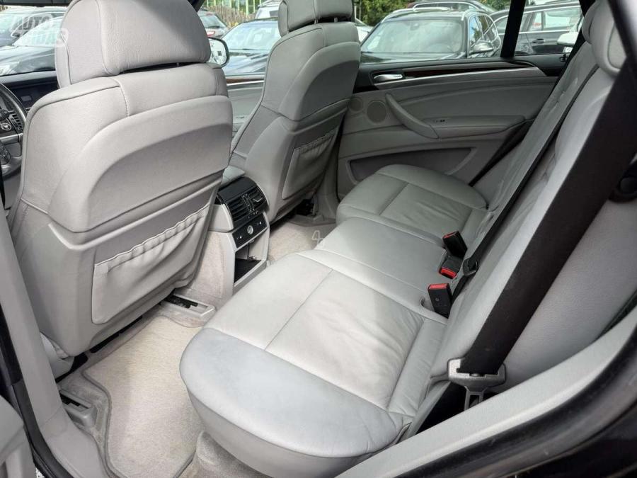 Pelēks BMW X5 M 2007 Utena, ar dzinēja tilpumu 4.80 L un nobraukumu 189 tūkst. km par 5990 €, foto 11 vietnē AUTOMOTO.COM.LV