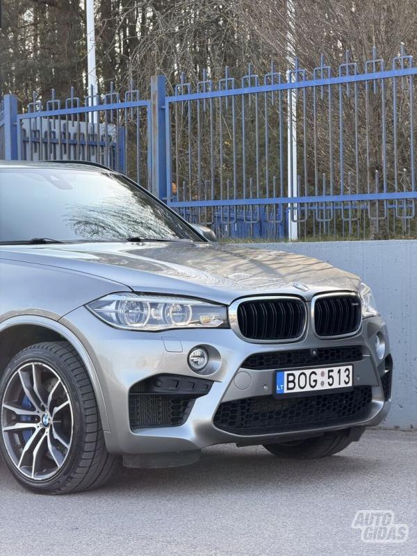 Pelēks BMW X5 M 2015 Viļņa, ar dzinēja tilpumu 4.40 L un nobraukumu 189 tūkst. km par 27500 €, foto 8 vietnē AUTOMOTO.COM.LV