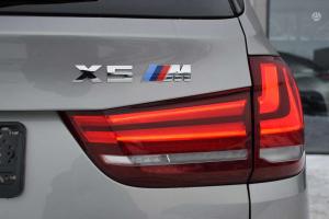 Grey BMW X5 M 2016 in Vilnius, with an engine capacity of 4.40 L and mileage of 184 thousand km for 32000 €, photo 15 on AUTOMOTO.COM.LV