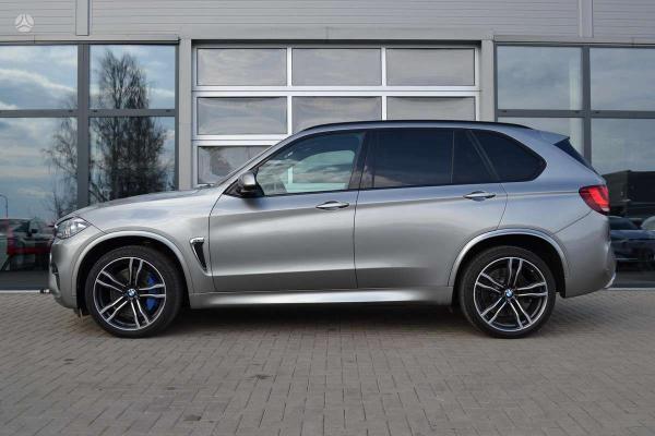 Pelēks BMW X5 M 2016 Viļņa, ar dzinēja tilpumu 4.40 L un nobraukumu 184 tūkst. km par 30000 €, foto 8 vietnē AUTOMOTO.COM.LV