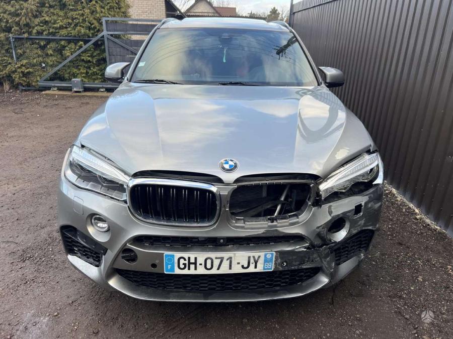 Pelēks BMW X5 M 2017 Kauņa, ar dzinēja tilpumu 4.40 L un nobraukumu 160 tūkst. km par 16900 €, foto 2 vietnē AUTOMOTO.COM.LV