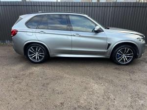 Pelēks BMW X5 M 2017 Kauņa, ar dzinēja tilpumu 4.40 L un nobraukumu 160 tūkst. km par 16900 €, foto 5 vietnē AUTOMOTO.COM.LV