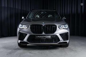 Pelēks BMW X5 M 2022 Viļņa, ar dzinēja tilpumu 4.40 L un nobraukumu 62 tūkst. km par 77000 €, foto 3 vietnē AUTOMOTO.COM.LV
