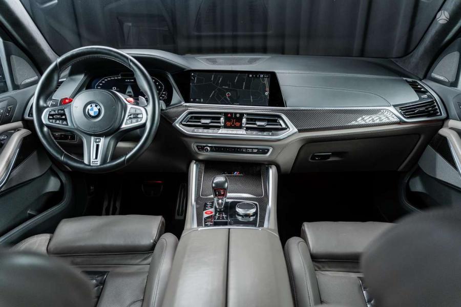 Pelēks BMW X5 M 2022 Viļņa, ar dzinēja tilpumu 4.40 L un nobraukumu 62 tūkst. km par 77000 €, foto 25 vietnē AUTOMOTO.COM.LV