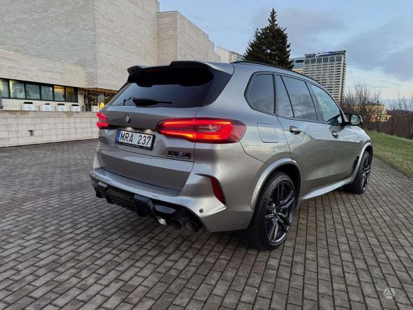 Pelēks BMW X5 M 2023 Viļņa, ar dzinēja tilpumu 4.40 L un nobraukumu 72 tūkst. km par 91900 €, foto 5 vietnē AUTOMOTO.COM.LV