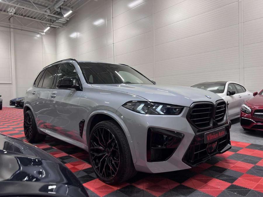 Pelēks BMW X5 M 2024 Viļņa, ar dzinēja tilpumu 4.40 L un nobraukumu 34 tūkst. km par 94990 €, foto 3 vietnē AUTOMOTO.COM.LV