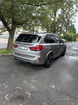 Grey BMW X5 M 2015 in Riga, with an engine capacity of 4.40 L and mileage of 250 thousand km for 27000 €, photo 5 on AUTOMOTO.COM.LV