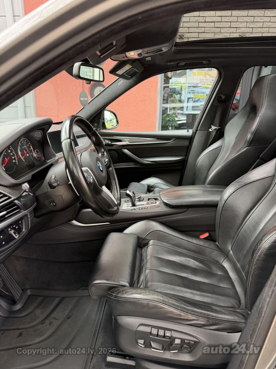 Grey BMW X5 M 2015 in Riga, with an engine capacity of 4.40 L and mileage of 250 thousand km for 27000 €, photo 14 on AUTOMOTO.COM.LV