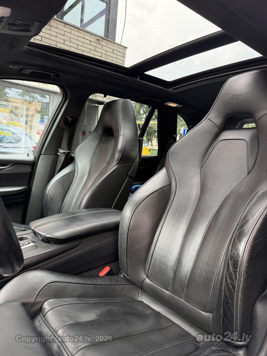 Grey BMW X5 M 2015 in Riga, with an engine capacity of 4.40 L and mileage of 250 thousand km for 27000 €, photo 17 on AUTOMOTO.COM.LV
