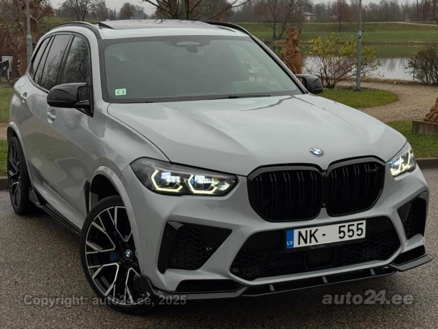Grey BMW X5 M 2020 in Riga, with an engine capacity of 4.40 L and mileage of 106 thousand km for 67900 €, photo 3 on AUTOMOTO.COM.LV