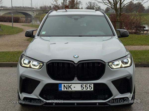 Grey BMW X5 M 2020 in Riga, with an engine capacity of 4.40 L and mileage of 106 thousand km for 67900 €, photo 5 on AUTOMOTO.COM.LV
