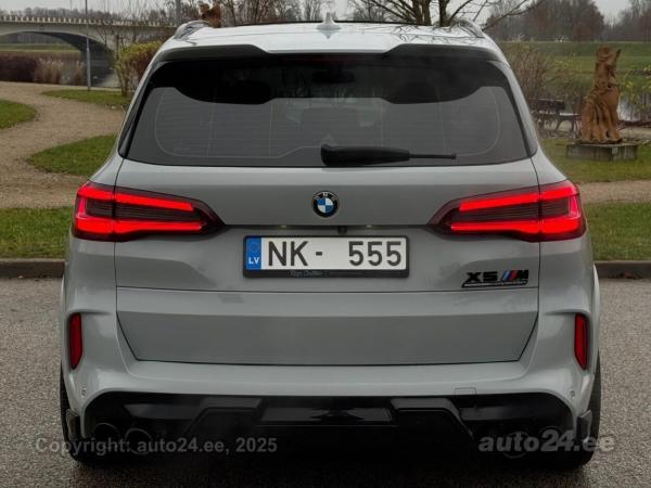 Grey BMW X5 M 2020 in Riga, with an engine capacity of 4.40 L and mileage of 106 thousand km for 67900 €, photo 6 on AUTOMOTO.COM.LV
