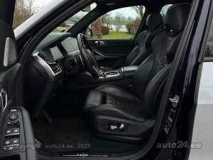 Pelēks BMW X5 M 2020 Rīga, ar dzinēja tilpumu 4.40 L un nobraukumu 106 tūkst. km par 67900 €, foto 7 vietnē AUTOMOTO.COM.LV