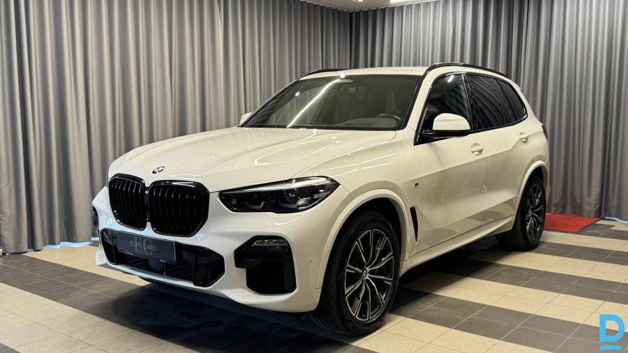Balts BMW X5 M 2021 Mārupe, ar dzinēja tilpumu 3.00 L un nobraukumu 151 tūkst. km par 45990 €, foto 1 vietnē AUTOMOTO.COM.LV