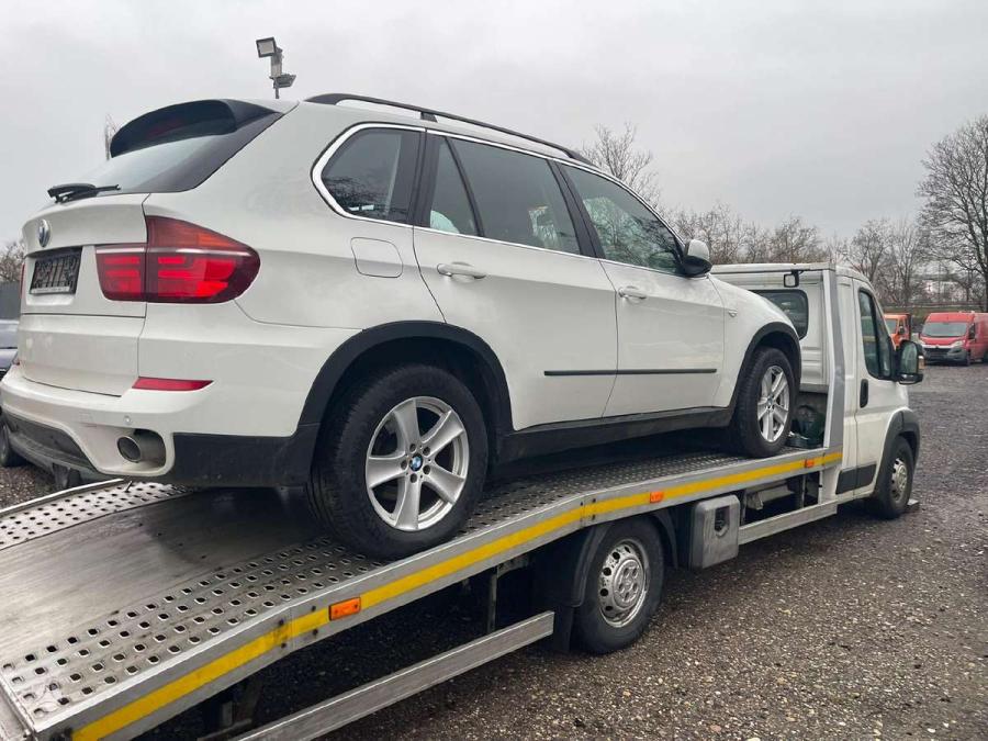 Balts BMW X5 M 2011 Marijampole, ar dzinēja tilpumu 3.00 L un nobraukumu 2599 tūkst. km par 8700 €, foto 1 vietnē AUTOMOTO.COM.LV