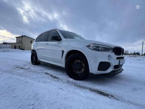 BMW X5 2015 in Panevezys, with an engine capacity of 4.40 L and mileage of 74 thousand km for 27000 €, photo 9 on AUTOMOTO.COM.LV