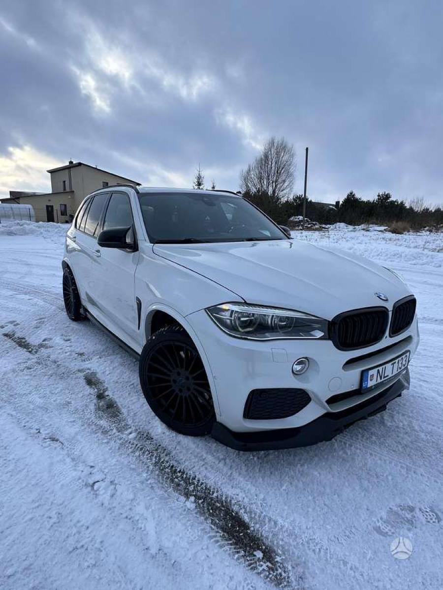 BMW X5 2015 in Panevezys, with an engine capacity of 4.40 L and mileage of 74 thousand km for 27000 €, photo 10 on AUTOMOTO.COM.LV