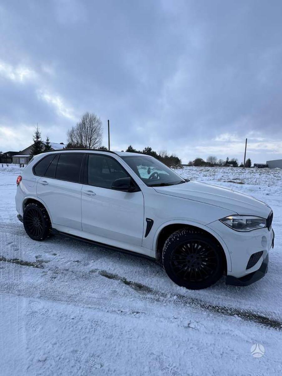 BMW X5 2015 in Panevezys, with an engine capacity of 4.40 L and mileage of 74 thousand km for 27000 €, photo 11 on AUTOMOTO.COM.LV