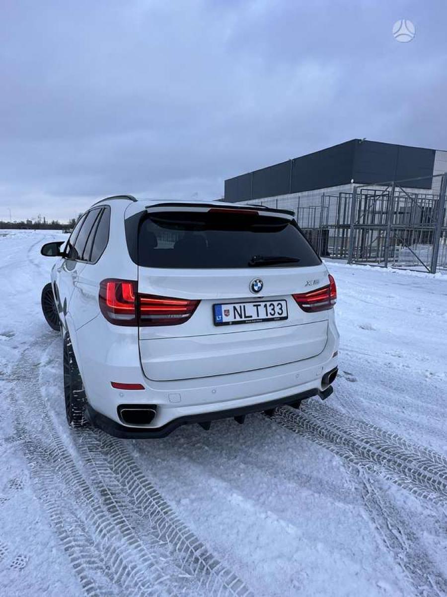 BMW X5 2015 in Panevezys, with an engine capacity of 4.40 L and mileage of 74 thousand km for 27000 €, photo 16 on AUTOMOTO.COM.LV