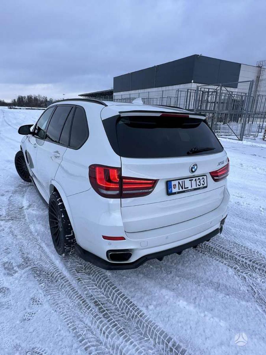 BMW X5 2015 in Panevezys, with an engine capacity of 4.40 L and mileage of 74 thousand km for 27000 €, photo 17 on AUTOMOTO.COM.LV